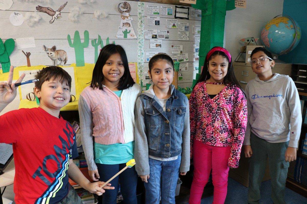 Vails Gate Scholars Share their Presentations on Ecosystems- News - NECSD
